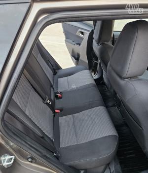 Toyota Auris 2018 in Vilnius, with an engine capacity of 1.80 L and mileage of 259 thousand km for 9999 €, photo 19 on AUTOMOTO.COM.LV