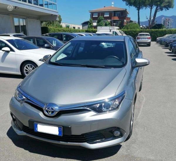 Тойота Аурис 2018 в Вильнюс на AUTOMOTO.COM.LV Тойота Аурис 2018 в Вильнюс, объемом двигателя 1.80 л и пробегом 200 тыс. км за 12999 €, фото 1 на AUTOMOTO.COM.LV