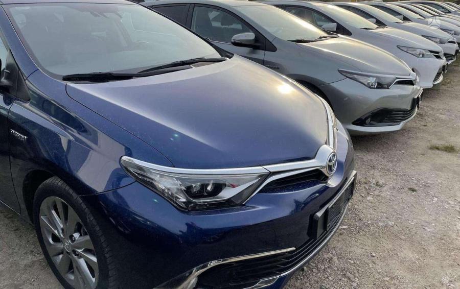 Toyota Auris 2018 in Vilnius, with an engine capacity of 1.80 L and mileage of 200 thousand km for 12999 €, photo 8 on AUTOMOTO.COM.LV