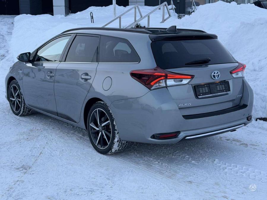 Toyota Auris 2019 Viļņa, ar dzinēja tilpumu 1.80 L un nobraukumu 135 tūkst. km par 13999 €, foto 3 vietnē AUTOMOTO.COM.LV