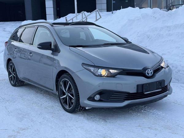 Toyota Auris 2019 Viļņa, ar dzinēja tilpumu 1.80 L un nobraukumu 135 tūkst. km par 13999 €, foto 5 vietnē AUTOMOTO.COM.LV