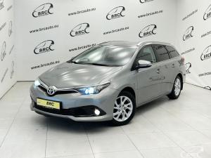 Toyota Auris 2019 in Vilnius, with an engine capacity of 1.60 L and mileage of 114 thousand km for 10900 €, photo  on AUTOMOTO.COM.LV
