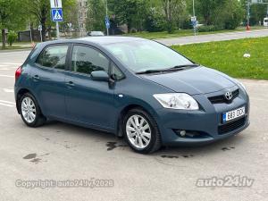 Violets Toyota Auris 2007 Narva, ar dzinēja tilpumu 2.00 L un nobraukumu 375 tūkst. km par 2499 €, foto 6 vietnē AUTOMOTO.COM.LV