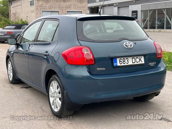 Violets Toyota Auris 2007 Narva, ar dzinēja tilpumu 2.00 L un nobraukumu 375 tūkst. km par 2499 €, foto 8 vietnē AUTOMOTO.COM.LV