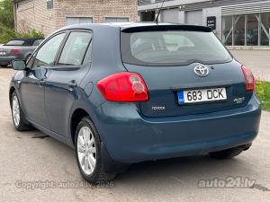 Violets Toyota Auris 2007 Narva, ar dzinēja tilpumu 2.00 L un nobraukumu 375 tūkst. km par 2499 €, foto 9 vietnē AUTOMOTO.COM.LV