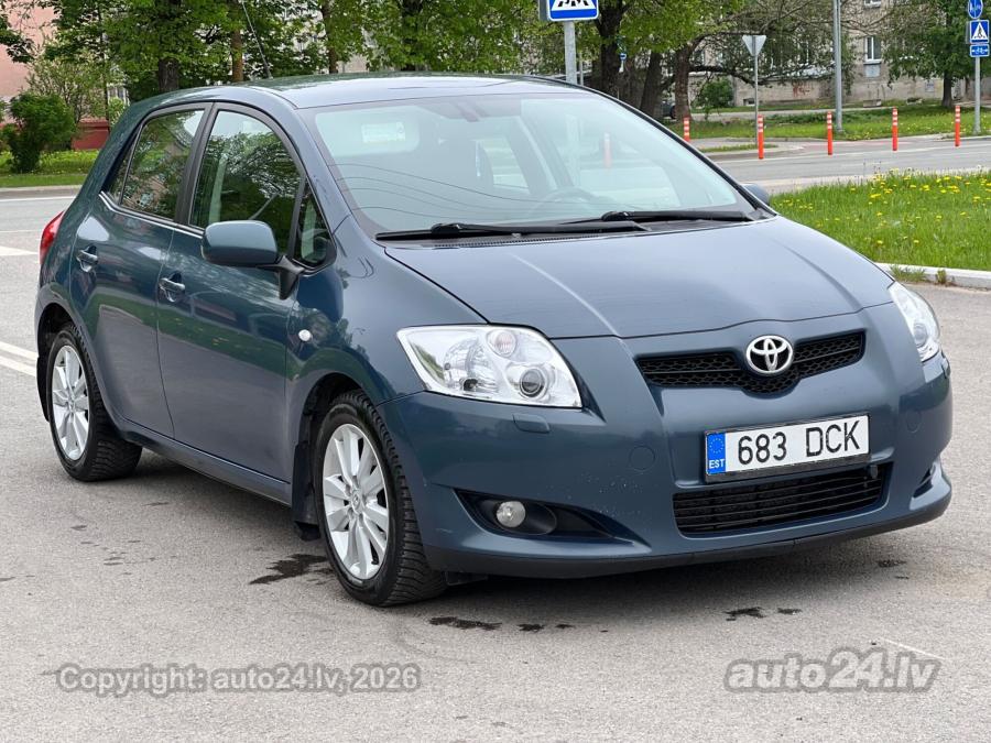 Violets Toyota Auris 2007 Narva, ar dzinēja tilpumu 2.00 L un nobraukumu 375 tūkst. km par 2499 €, foto 13 vietnē AUTOMOTO.COM.LV