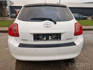 Balts Toyota Auris 2008 Ogre, ar dzinēja tilpumu 2.00 L un nobraukumu 205 tūkst. km par 3970 €, foto 6 vietnē AUTOMOTO.COM.LV