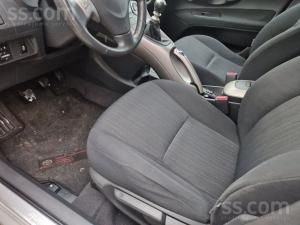 Balts Toyota Auris 2008 Ogre, ar dzinēja tilpumu 2.00 L un nobraukumu 205 tūkst. km par 3970 €, foto 10 vietnē AUTOMOTO.COM.LV