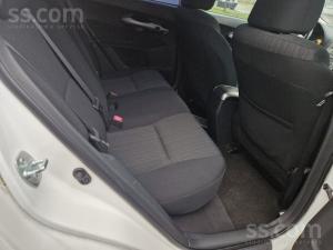 Balts Toyota Auris 2008 Ogre, ar dzinēja tilpumu 2.00 L un nobraukumu 205 tūkst. km par 3970 €, foto 13 vietnē AUTOMOTO.COM.LV