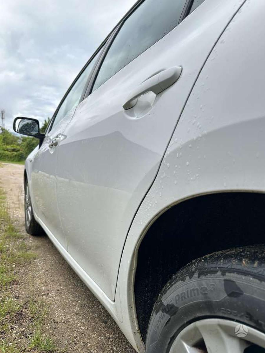 Balts Toyota Auris 2008 Kauņa, ar dzinēja tilpumu 2.00 L un nobraukumu 262 tūkst. km par 2000 €, foto 12 vietnē AUTOMOTO.COM.LV