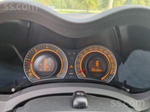 Белый Тойота Аурис 2008 в Огре, объемом двигателя 2.00 л и пробегом 205 тыс. км за 3970 €, фото 16 на AUTOMOTO.COM.LV