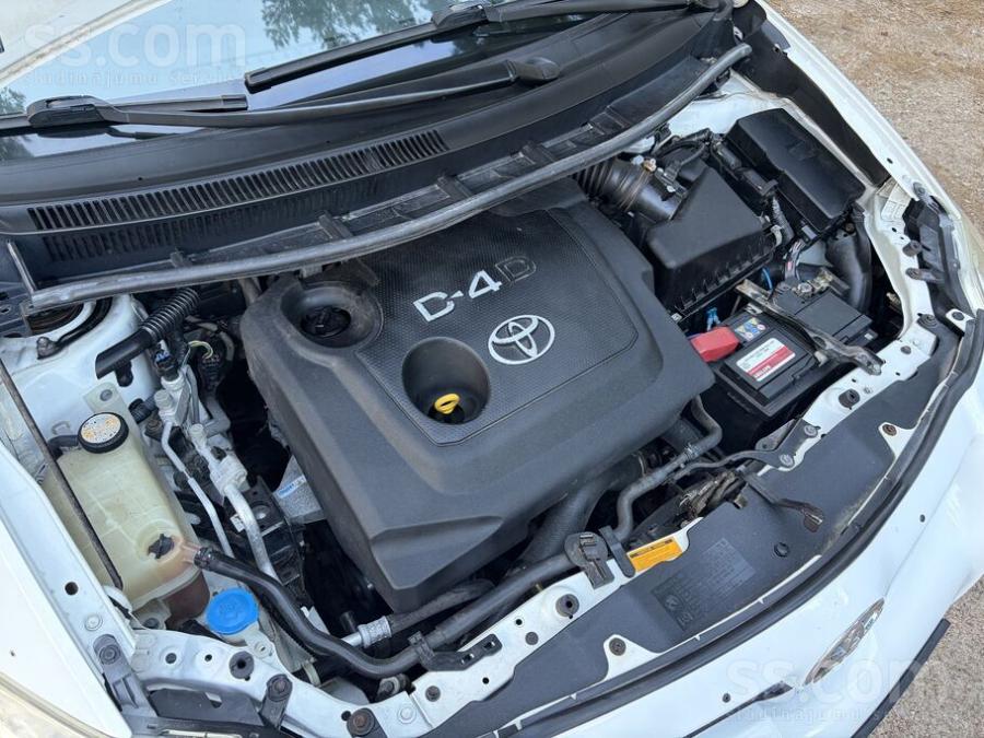 Balts Toyota Auris 2010 Daugavpils, ar dzinēja tilpumu 1.40 L un nobraukumu 0 tūkst. km par 2899 €, foto 23 vietnē AUTOMOTO.COM.LV