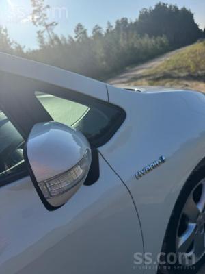 Balts Toyota Auris 2010 Rīga, ar dzinēja tilpumu 1.80 L un nobraukumu 160 tūkst. km par 7150 €, foto 7 vietnē AUTOMOTO.COM.LV