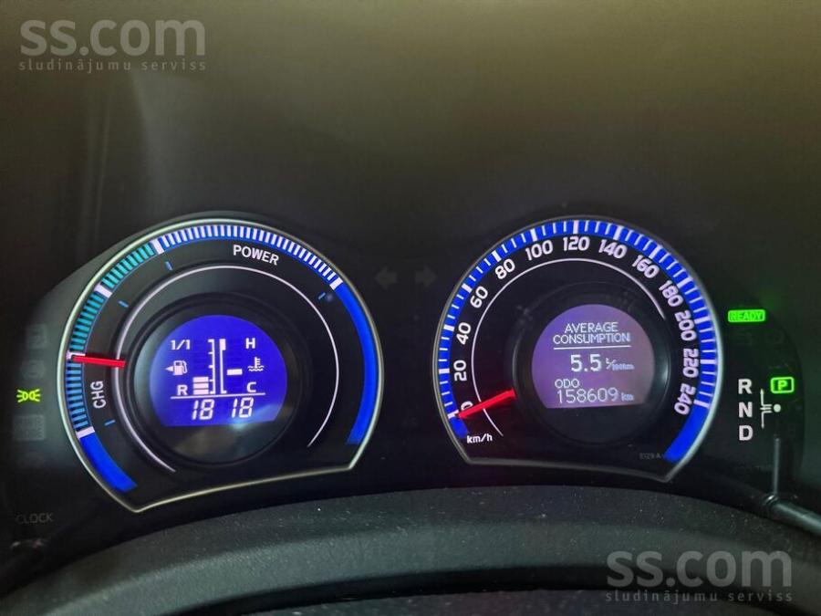 Balts Toyota Auris 2010 Rīga, ar dzinēja tilpumu 1.80 L un nobraukumu 160 tūkst. km par 7150 €, foto 16 vietnē AUTOMOTO.COM.LV