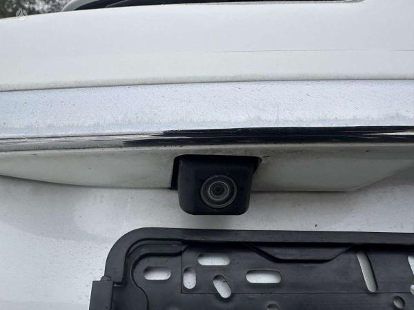 Balts Toyota Auris 2011 Alīta, ar dzinēja tilpumu 1.80 L un nobraukumu 263 tūkst. km par 5950 €, foto 11 vietnē AUTOMOTO.COM.LV