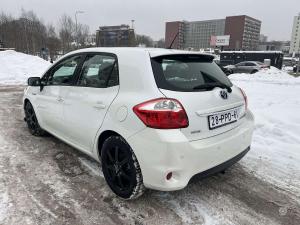 Balts Toyota Auris 2011 Viļņa, ar dzinēja tilpumu 1.80 L un nobraukumu 241 tūkst. km par 6950 €, foto 7 vietnē AUTOMOTO.COM.LV