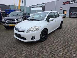 Balts Toyota Auris 2011 Viļņa, ar dzinēja tilpumu 1.80 L un nobraukumu 241 tūkst. km par 6950 €, foto 36 vietnē AUTOMOTO.COM.LV
