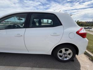 Balts Toyota Auris 2011 Viļņa, ar dzinēja tilpumu 1.80 L un nobraukumu 297 tūkst. km par 5850 €, foto 9 vietnē AUTOMOTO.COM.LV
