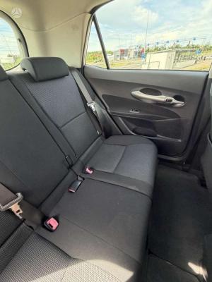 Balts Toyota Auris 2011 Viļņa, ar dzinēja tilpumu 1.80 L un nobraukumu 297 tūkst. km par 5850 €, foto 20 vietnē AUTOMOTO.COM.LV