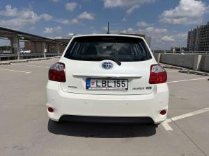 Balts Toyota Auris 2011 Viļņa, ar dzinēja tilpumu 1.80 L un nobraukumu 268 tūkst. km par 5900 €, foto 7 vietnē AUTOMOTO.COM.LV