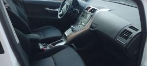 Balts Toyota Auris 2011 Kauņa, ar dzinēja tilpumu 1.80 L un nobraukumu 338 tūkst. km par 5200 €, foto 12 vietnē AUTOMOTO.COM.LV