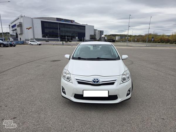 Balts Toyota Auris 2011 Ukmergė, ar dzinēja tilpumu 1.80 L un nobraukumu 180 tūkst. km par 6450 €, foto 2 vietnē AUTOMOTO.COM.LV