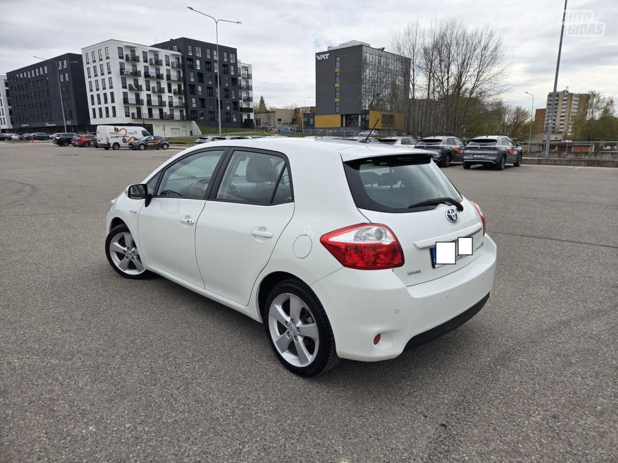 Balts Toyota Auris 2011 Ukmergė, ar dzinēja tilpumu 1.80 L un nobraukumu 180 tūkst. km par 6450 €, foto 5 vietnē AUTOMOTO.COM.LV