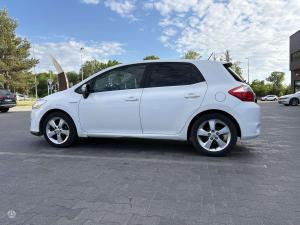 Balts Toyota Auris 2011 Klaipėda, ar dzinēja tilpumu 1.80 L un nobraukumu 427 tūkst. km par 4150 €, foto 6 vietnē AUTOMOTO.COM.LV