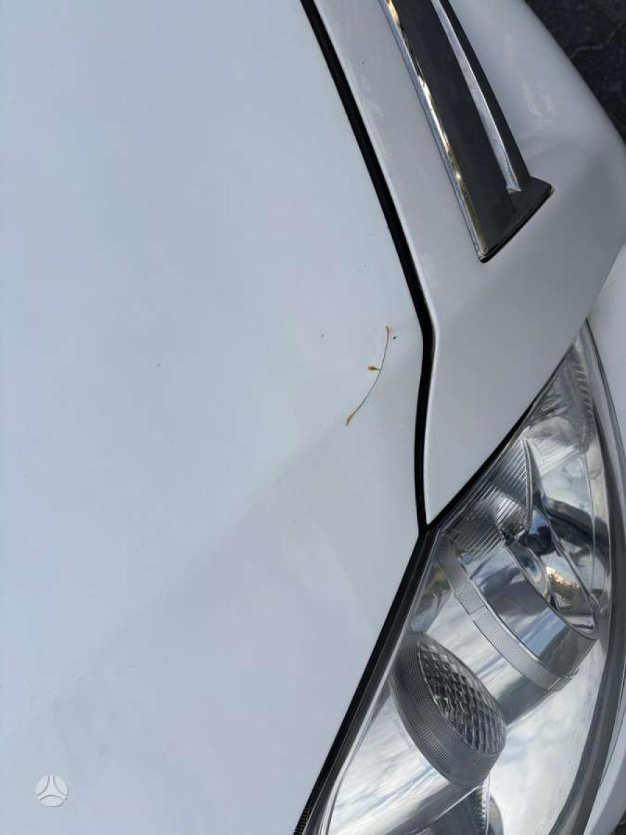 Balts Toyota Auris 2011 Klaipėda, ar dzinēja tilpumu 1.80 L un nobraukumu 427 tūkst. km par 4150 €, foto 18 vietnē AUTOMOTO.COM.LV