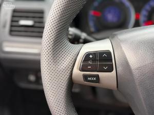 White Toyota Auris 2011 in Ukmerge, with an engine capacity of 1.80 L and mileage of 190 thousand km for 6500 €, photo 19 on AUTOMOTO.COM.LV