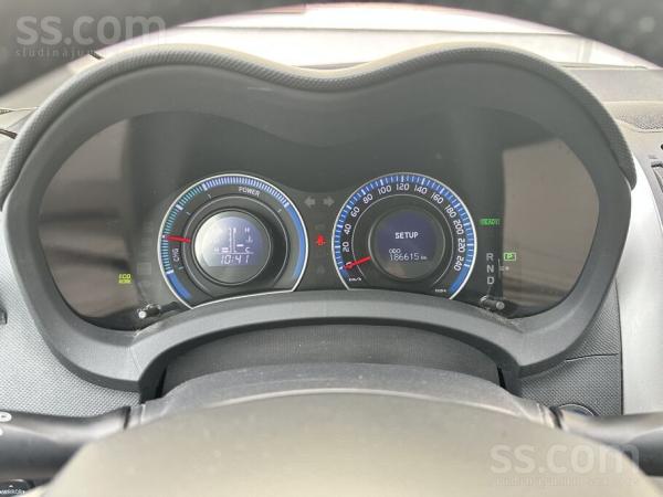 Balts Toyota Auris 2011 Rīga, ar dzinēja tilpumu 1.80 L un nobraukumu 187 tūkst. km par 5995 €, foto 6 vietnē AUTOMOTO.COM.LV