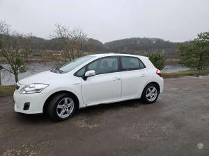 Balts Toyota Auris 2012 Kauņa, ar dzinēja tilpumu 1.80 L un nobraukumu 225 tūkst. km par 2450 €, foto 6 vietnē AUTOMOTO.COM.LV