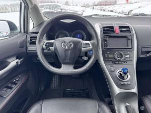 Balts Toyota Auris 2012 Viļņa, ar dzinēja tilpumu 1.80 L un nobraukumu 259 tūkst. km par 6790 €, foto 17 vietnē AUTOMOTO.COM.LV