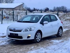 Balts Toyota Auris 2012 Kretinga, ar dzinēja tilpumu 1.80 L un nobraukumu 238 tūkst. km par 5899 €, foto  vietnē AUTOMOTO.COM.LV