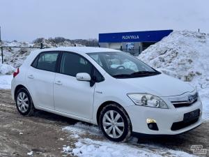 Balts Toyota Auris 2012 Kretinga, ar dzinēja tilpumu 1.80 L un nobraukumu 238 tūkst. km par 5899 €, foto 4 vietnē AUTOMOTO.COM.LV