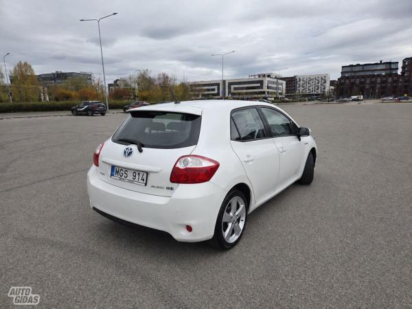 Balts Toyota Auris 2012 Ukmergė, ar dzinēja tilpumu 1.80 L un nobraukumu 172 tūkst. km par 6650 €, foto 5 vietnē AUTOMOTO.COM.LV