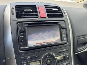 White Toyota Auris 2012 in Alytus, with an engine capacity of 1.80 L and mileage of 289 thousand km for 4950 €, photo 14 on AUTOMOTO.COM.LV