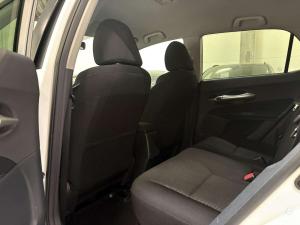 White Toyota Auris 2012 in Vilnius, with an engine capacity of 1.80 L and mileage of 118 thousand km for 7490 €, photo 23 on AUTOMOTO.COM.LV