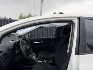 Balts Toyota Auris 2012 Šauļi, ar dzinēja tilpumu 1.80 L un nobraukumu 291 tūkst. km par 3950 €, foto 8 vietnē AUTOMOTO.COM.LV