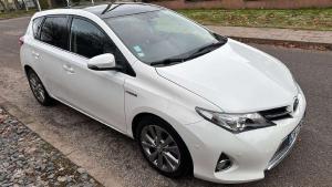 Balts Toyota Auris 2013 Viļņa, ar dzinēja tilpumu 1.80 L un nobraukumu 197 tūkst. km par 8500 €, foto 5 vietnē AUTOMOTO.COM.LV