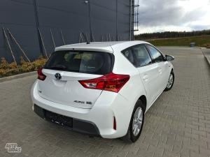 Balts Toyota Auris 2013 Viļņa, ar dzinēja tilpumu 1.80 L un nobraukumu 175 tūkst. km par 7950 €, foto 3 vietnē AUTOMOTO.COM.LV
