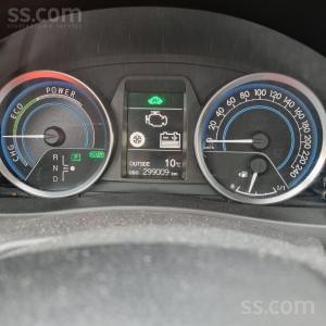 Balts Toyota Auris 2013 Daugavpils, ar dzinēja tilpumu 1.80 L un nobraukumu 299 tūkst. km par 7150 €, foto 13 vietnē AUTOMOTO.COM.LV