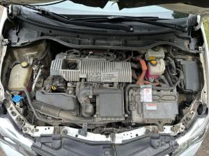 Balts Toyota Auris 2013 Rīga, ar dzinēja tilpumu 1.80 L un nobraukumu 149 tūkst. km par 8899 €, foto 17 vietnē AUTOMOTO.COM.LV