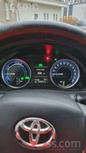 Balts Toyota Auris 2013 Daugavpils, ar dzinēja tilpumu 1.80 L un nobraukumu 299 tūkst. km par 6650 €, foto 9 vietnē AUTOMOTO.COM.LV