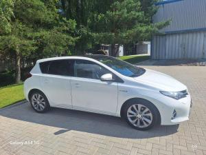 Balts Toyota Auris 2013 Kauņa, ar dzinēja tilpumu 1.80 L un nobraukumu 195 tūkst. km par 8650 €, foto 5 vietnē AUTOMOTO.COM.LV