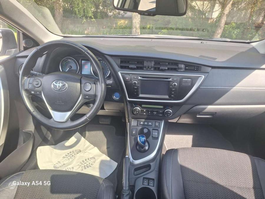 Balts Toyota Auris 2013 Kauņa, ar dzinēja tilpumu 1.80 L un nobraukumu 195 tūkst. km par 8650 €, foto 12 vietnē AUTOMOTO.COM.LV