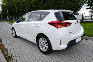 Balts Toyota Auris 2013 Viļņa, ar dzinēja tilpumu 1.80 L un nobraukumu 317 tūkst. km par 6000 €, foto 3 vietnē AUTOMOTO.COM.LV