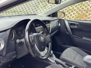 Balts Toyota Auris 2013 Viļņa, ar dzinēja tilpumu 1.80 L un nobraukumu 300 tūkst. km par 6300 €, foto 8 vietnē AUTOMOTO.COM.LV