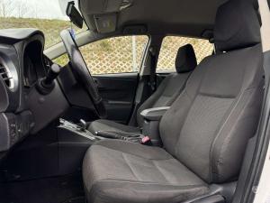Balts Toyota Auris 2013 Viļņa, ar dzinēja tilpumu 1.80 L un nobraukumu 300 tūkst. km par 6300 €, foto 9 vietnē AUTOMOTO.COM.LV