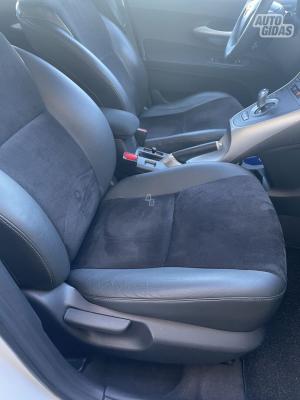 Balts Toyota Auris 2013 Viļņa, ar dzinēja tilpumu 1.80 L un nobraukumu 280 tūkst. km par 6450 €, foto 10 vietnē AUTOMOTO.COM.LV